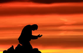 Bowing To Jesus The Messiah – Teacher – Feature